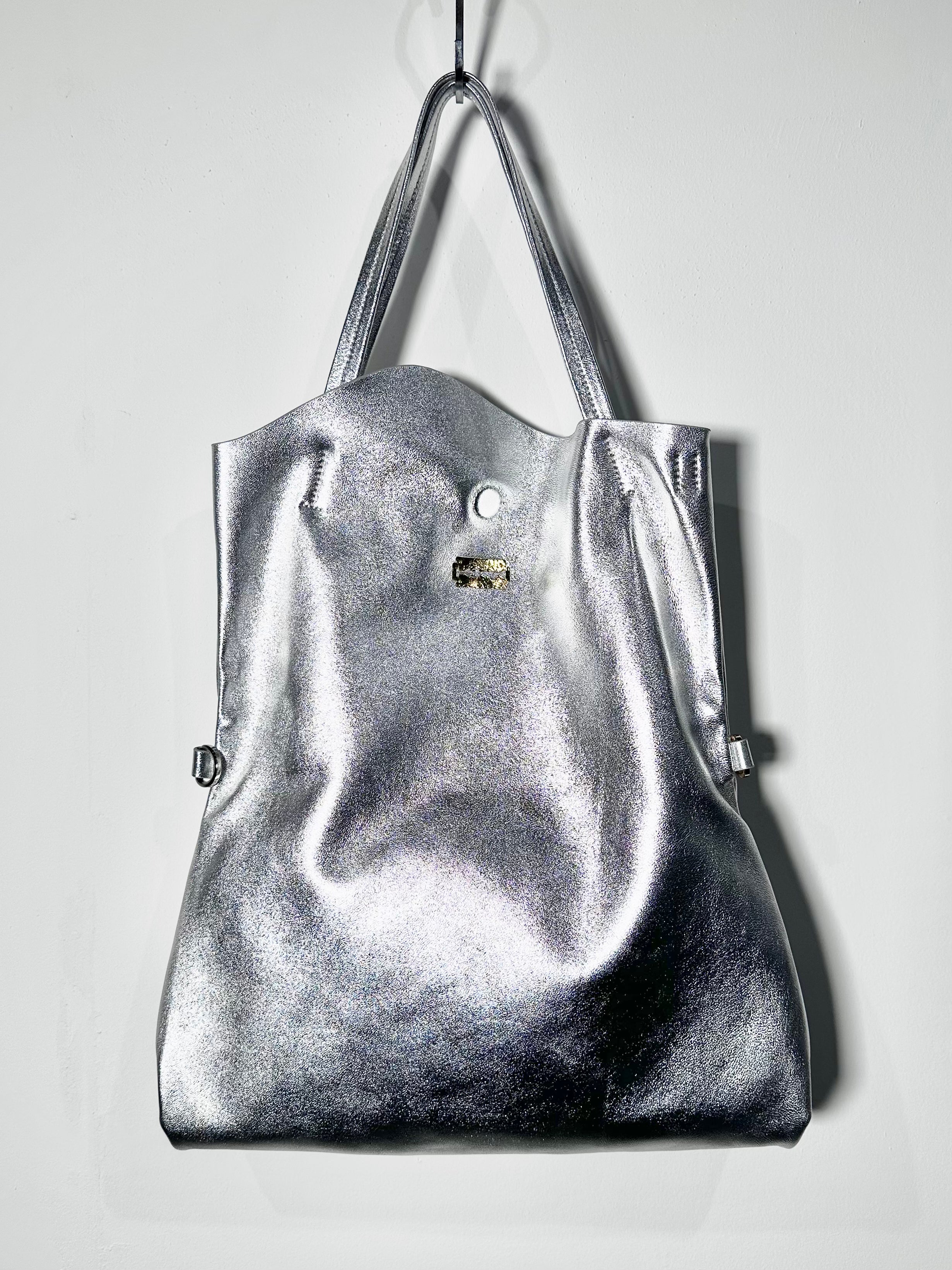 TANAKA THE BAG M - SILVER – un